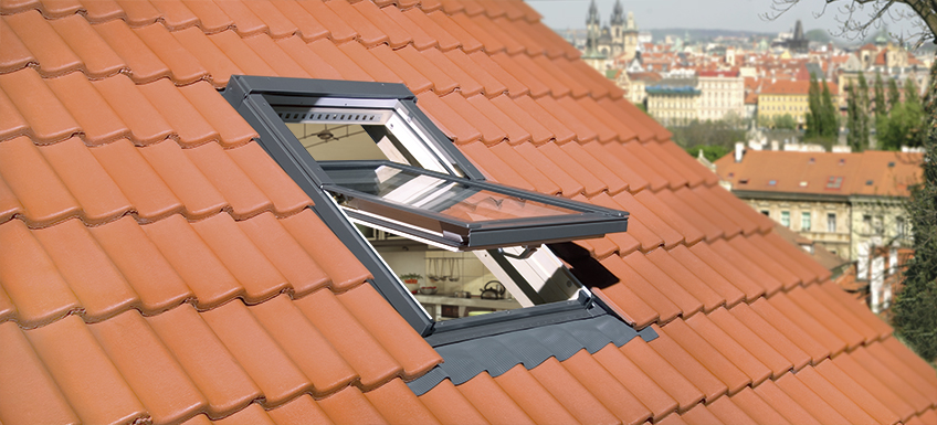 Centre Pivot Roof Windows - FAKRO